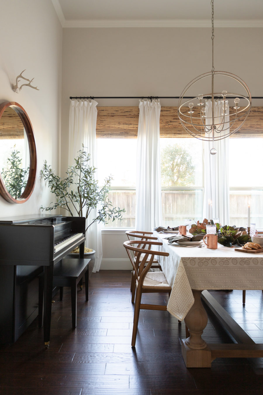 Nature Inspired Christmas Table - Crazy Wonderful