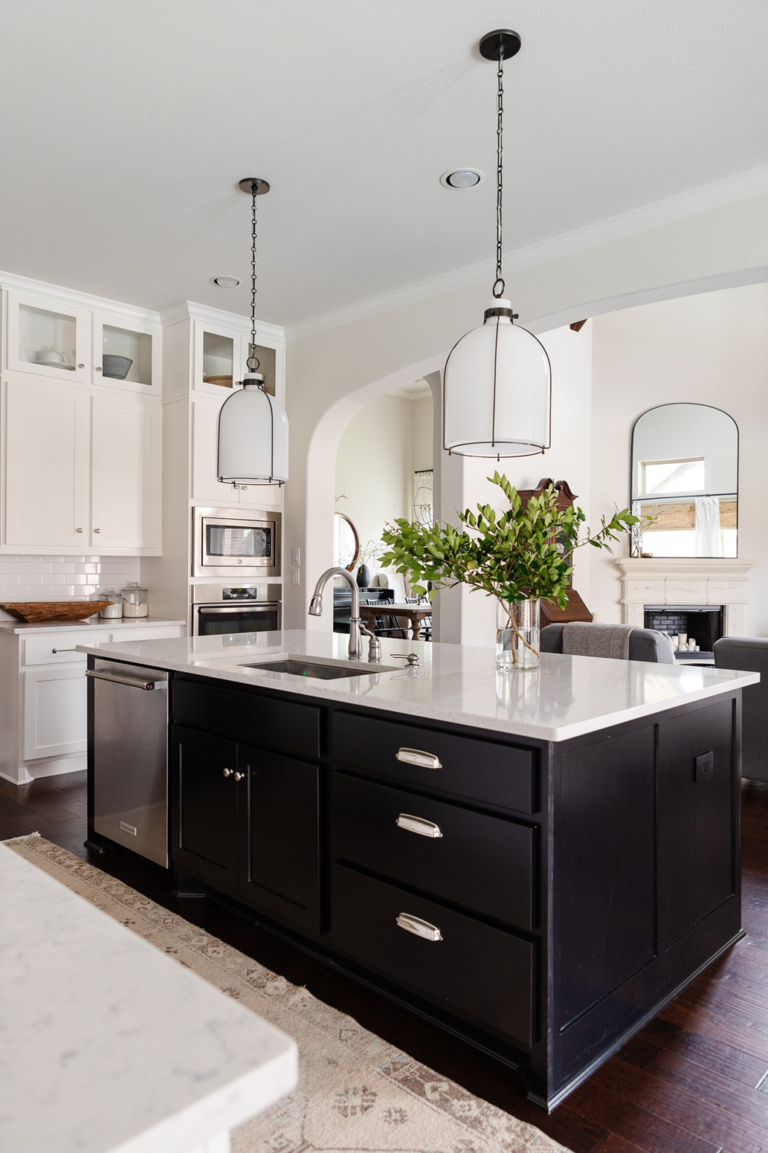 Classic Kitchen Island Pendants